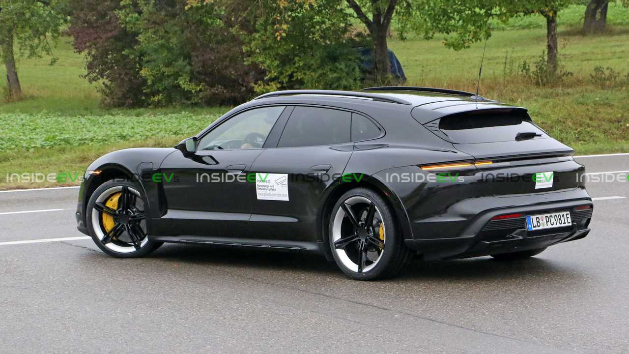 Porsche Taycan Sport Turismo, i prezzi della Taycan wagon