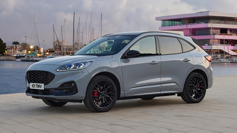 Ford presenta la nuova Kuga Graphite Tech Edition